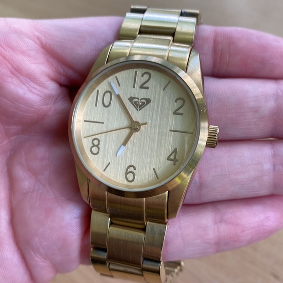 Roxy | Accessories | Roxy Downtown Watch Gold Used In Good Condition No ...